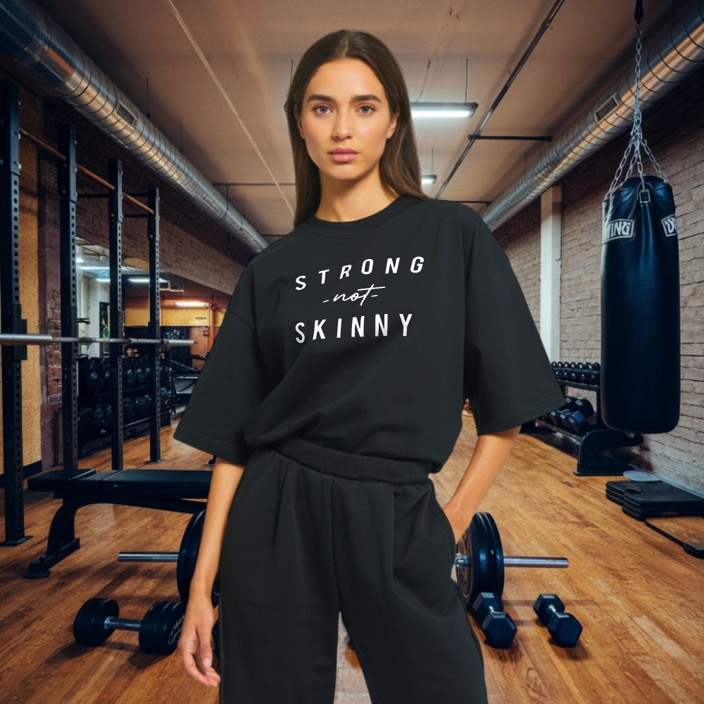 STRONG NOT SKINNY OVERSIZE SHIRT